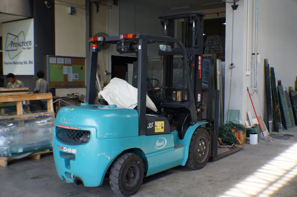 Forklift - Proscreen Fine Glass